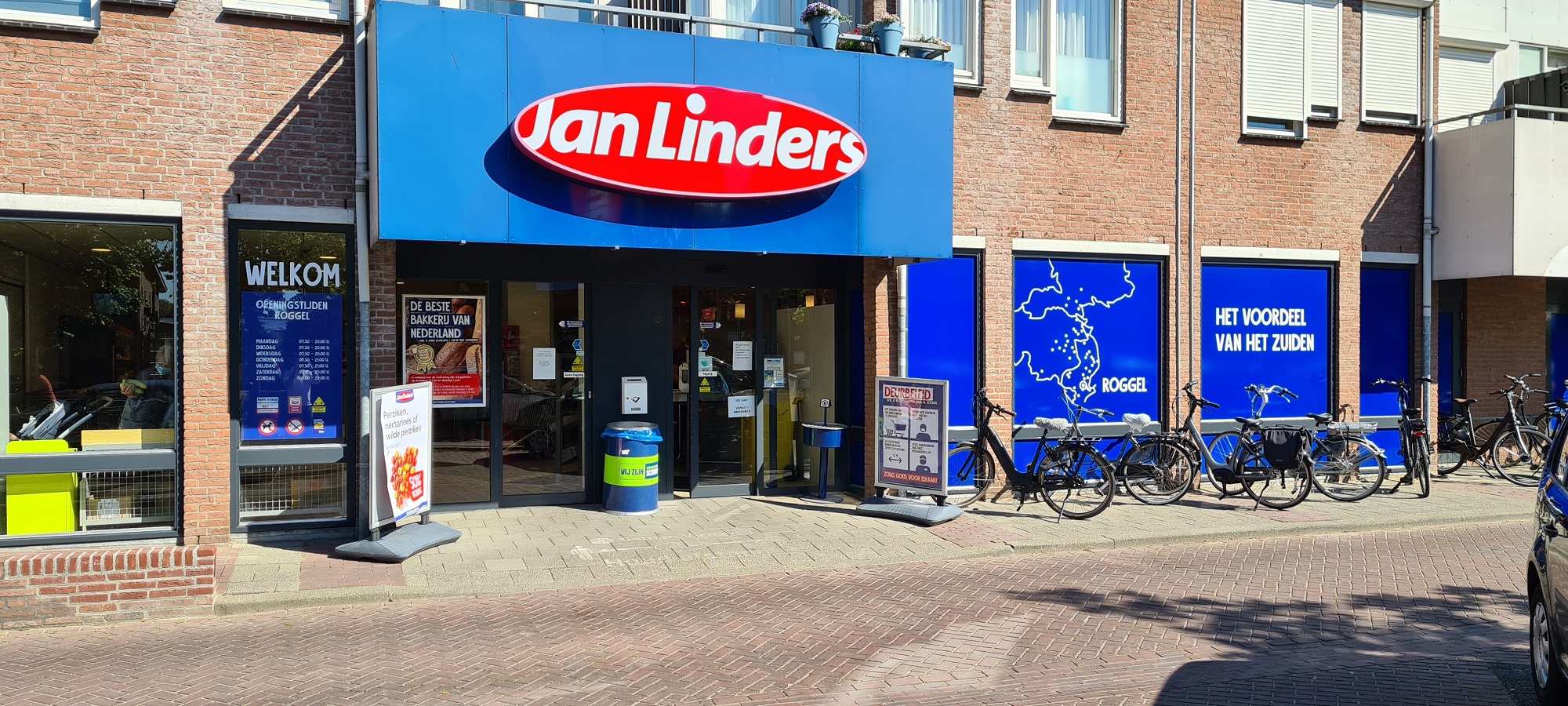 Jan Linders verkoopt twee winkels aan Heerschap Groep