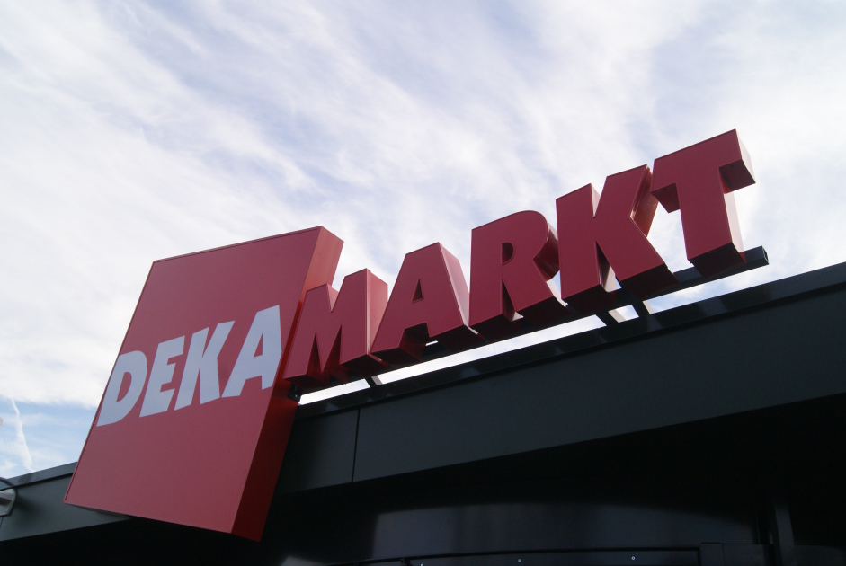 Ook DekaMarkt start ombouw 19 Deen-winkels