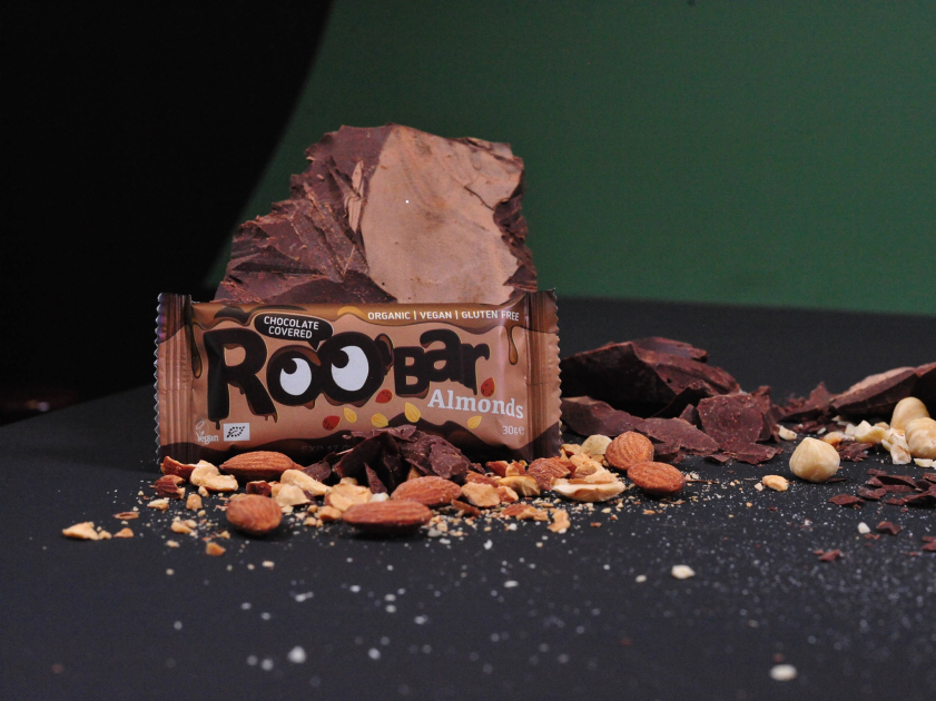 RooBar overgiet nieuwe reep met chocoladelaag
